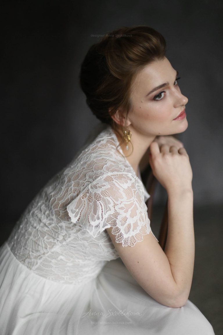 Lace classic wedding dress | Wedding Dresses & Evening Gowns by Anna ...
